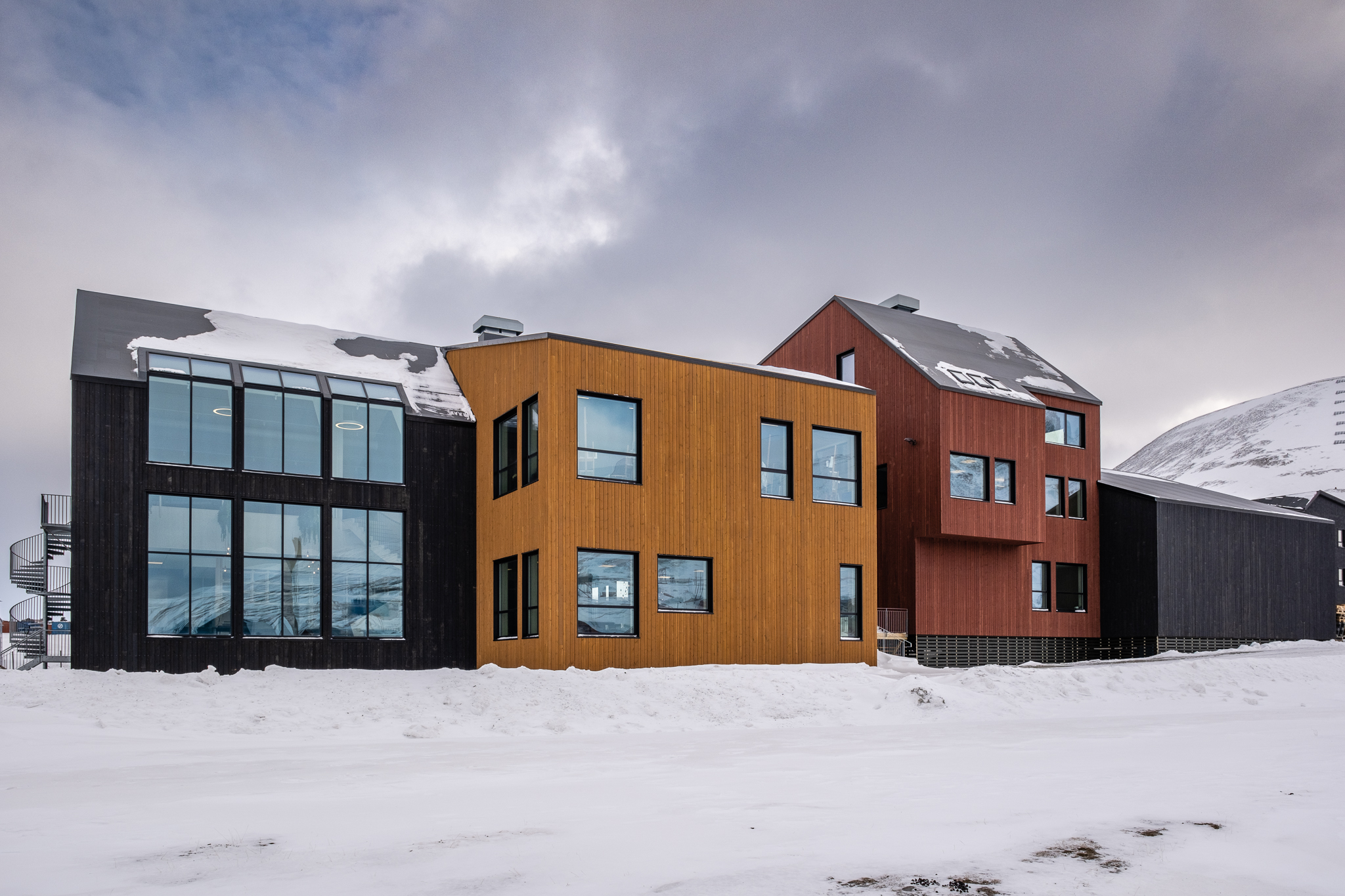 Svalbard Folkehøgskole - Polyflor